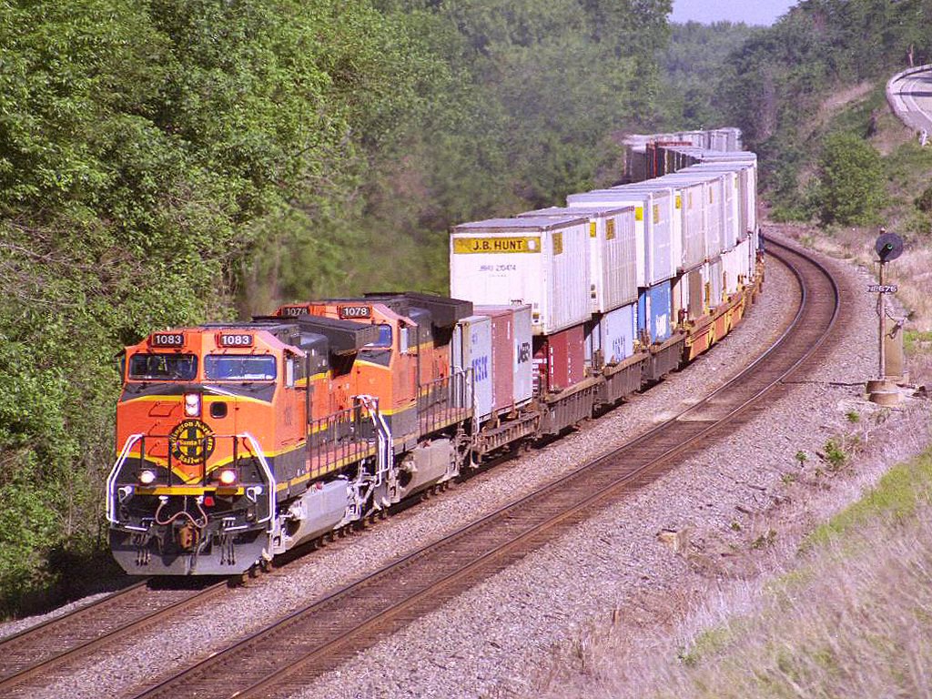 BNSF 1083
